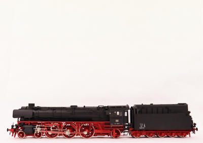 Model - Deutsche Bundesbahn Class 01 Steam Locomotive; - Queensland Museum