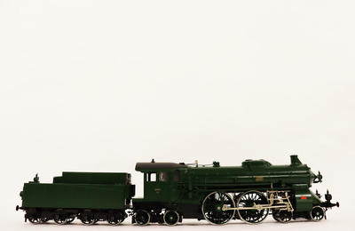 Model - K BAY S2/6 O Gauge Steam Locomotive; R9533 - Queensland Museum