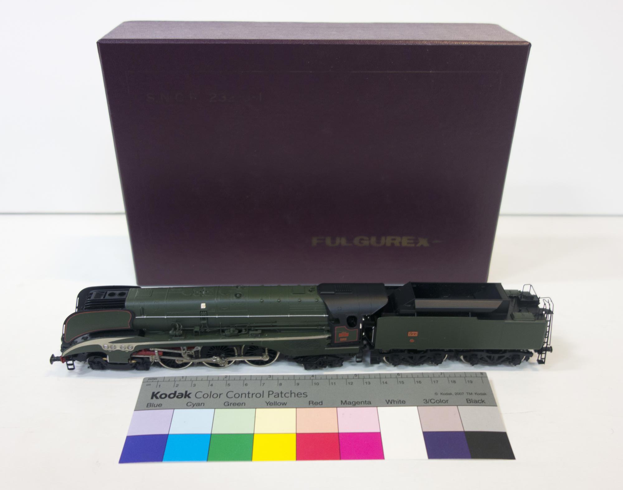 Model - SNCF 232 Steam Locomotive; - Queensland Museum