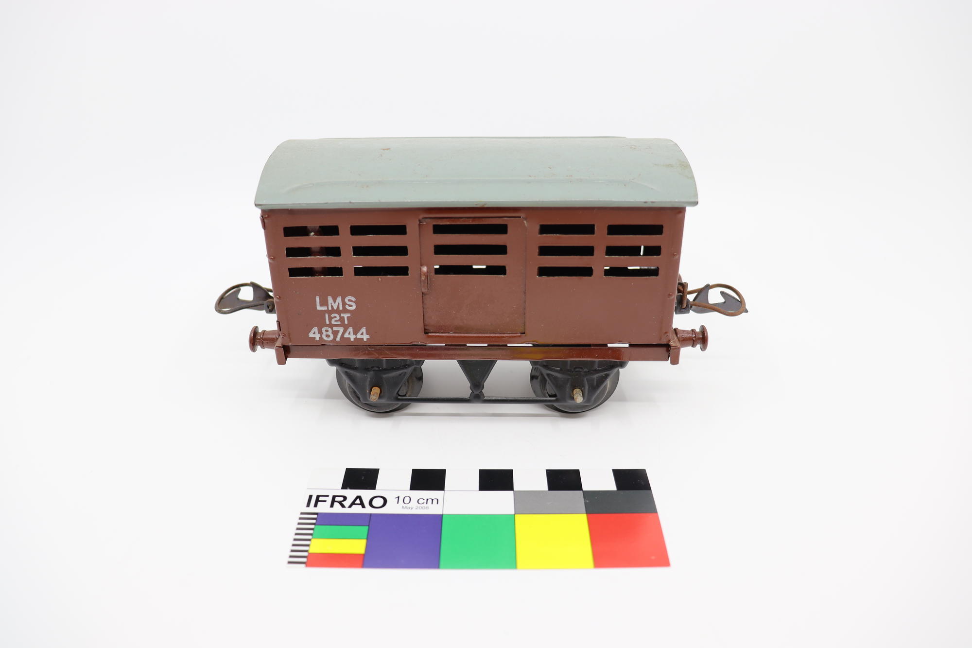Model - Hornby O Gauge Cattle Truck, LMS; - Queensland Museum